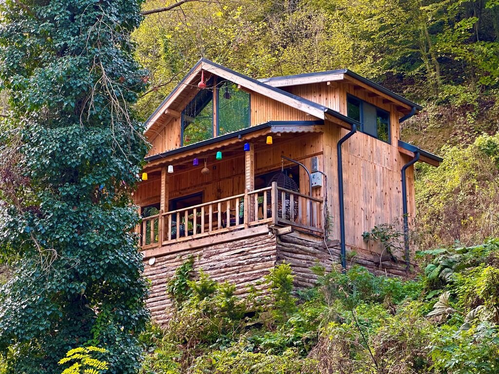 Karadeniz Bungalov Evleri | Yayla Manzaralı ve Doğa İçinde Tatil